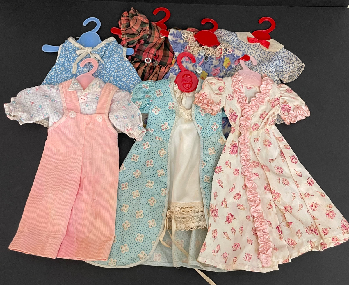 Antique 1940s Suzanne Effanbee Doll with Travel Case & Clothing ...